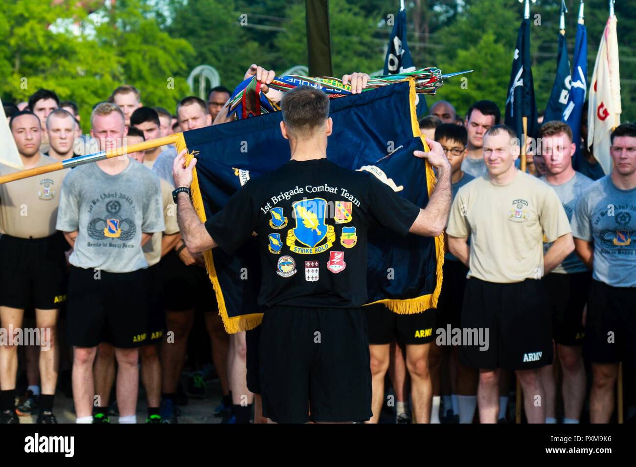 1st Brigade Combat Team, 82nd Airborne Division conducts a farewell run ...