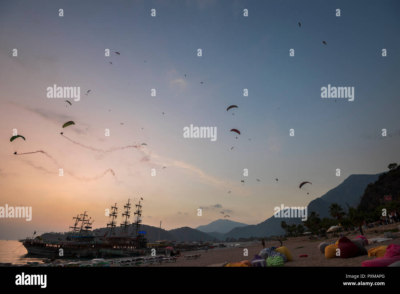 Oludeniz paragliding mountain hi-res stock photography and images - Alamy