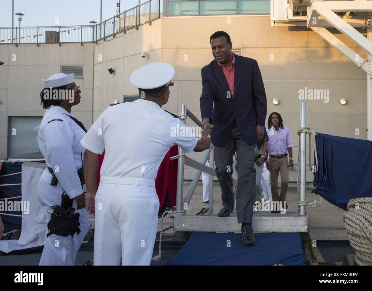 NORFOLK, Va. (June 10, 2017) - Norfolk Mayor Kenneth Alexander arrives ...