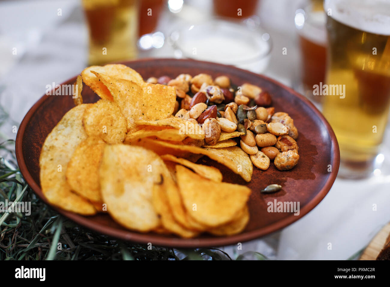 Crispy chips sauce beer hi-res stock photography and images - Alamy