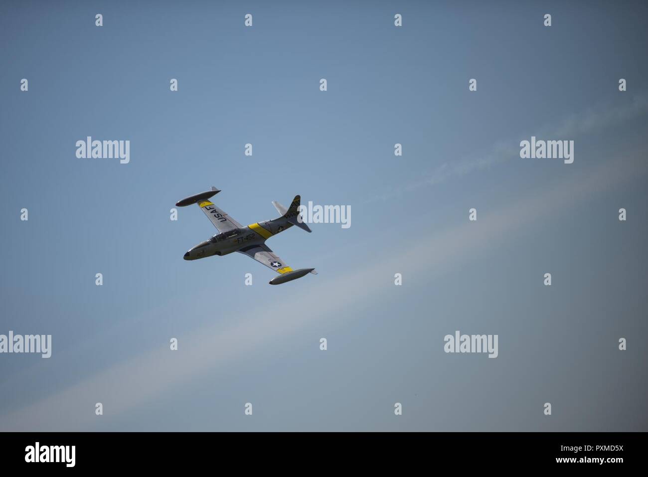 Used as a target towing aircraft hi-res stock photography and images ...