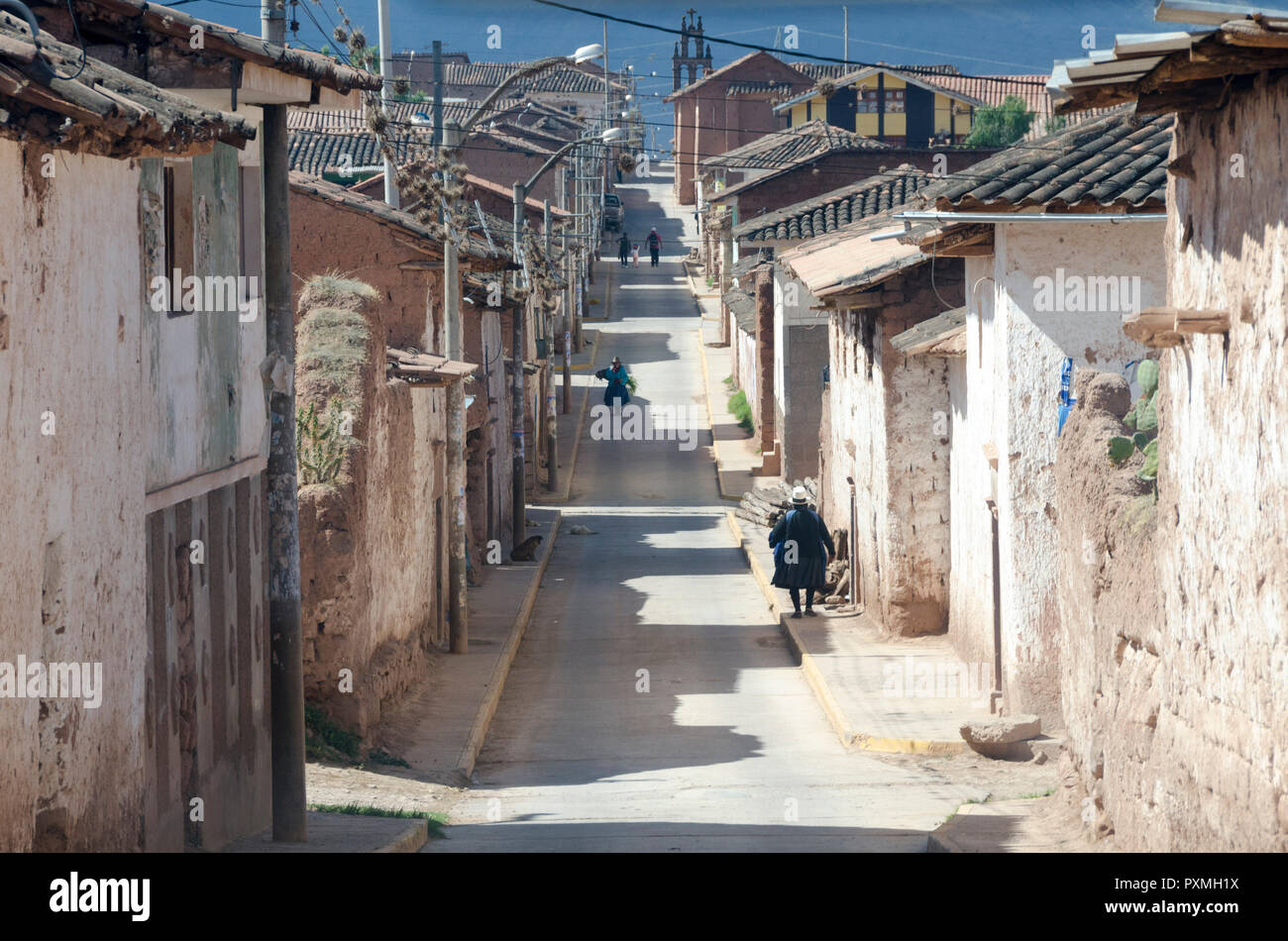 Rural peru village hi-res stock photography and images - Alamy