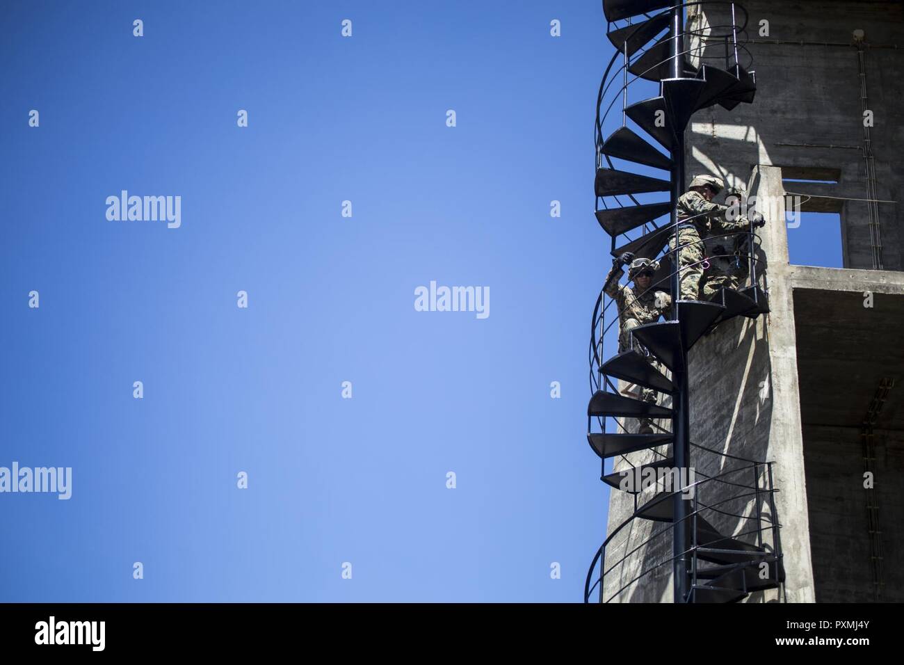 Marines assigned to Special Purpose Marine Air-Ground Task Force-Crisis ...