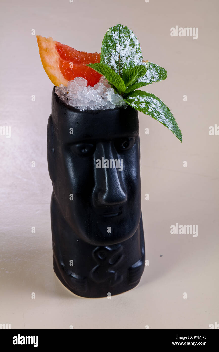 Hawaii cocktail bar drink Stock Photo - Alamy