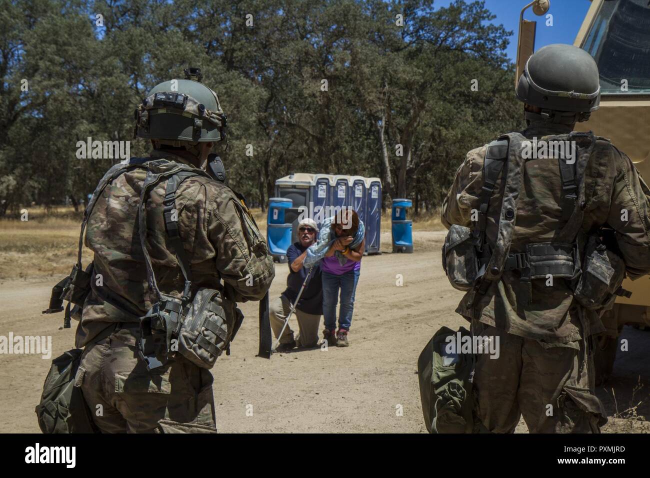 U.S. Army Spc. Raymundo Perezarellano (left), and Cpl. Keondre Jones ...