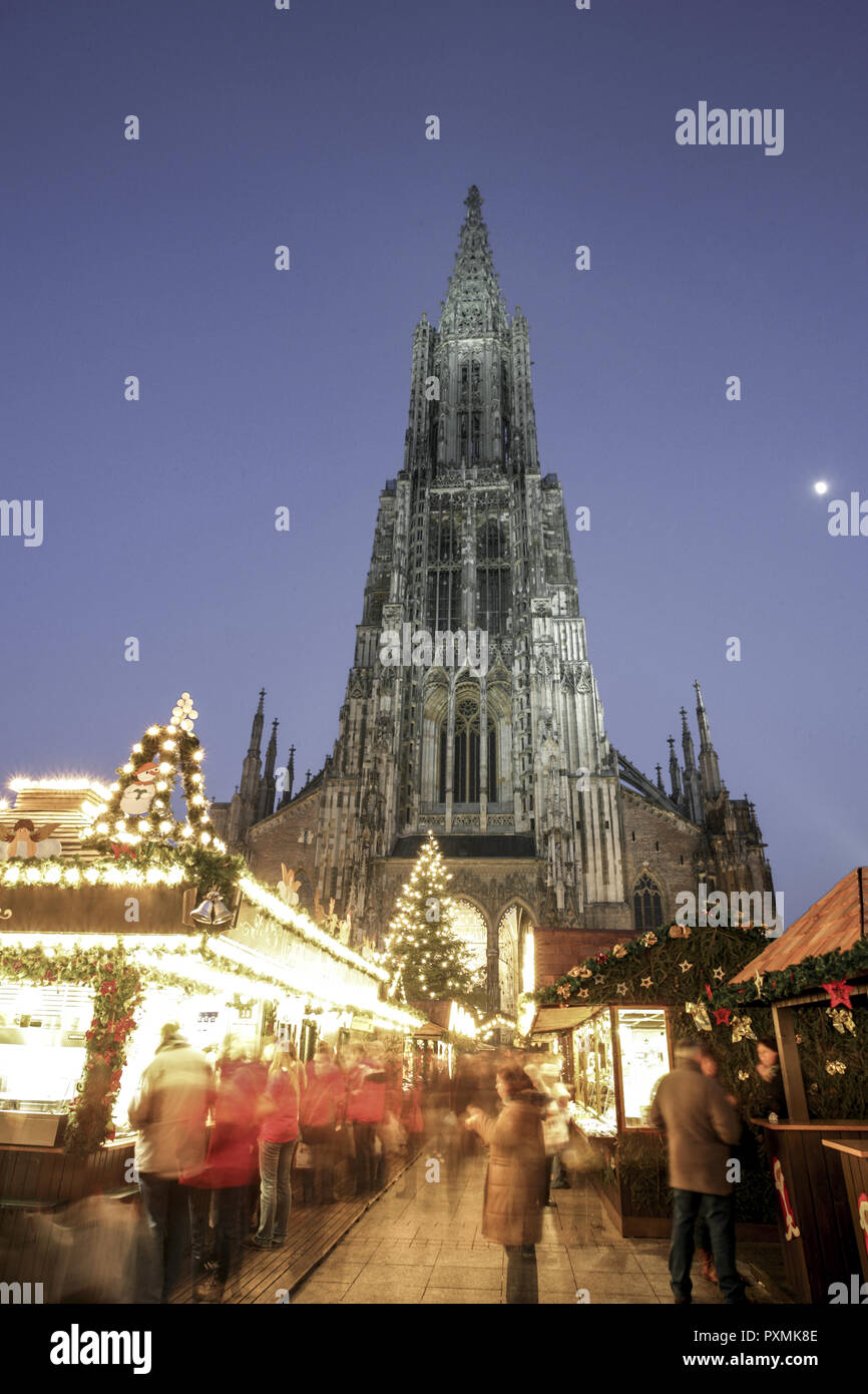 Weihnachtsmarkt , Christmas Market in Ulm, Deutschland Stock Photo - Alamy