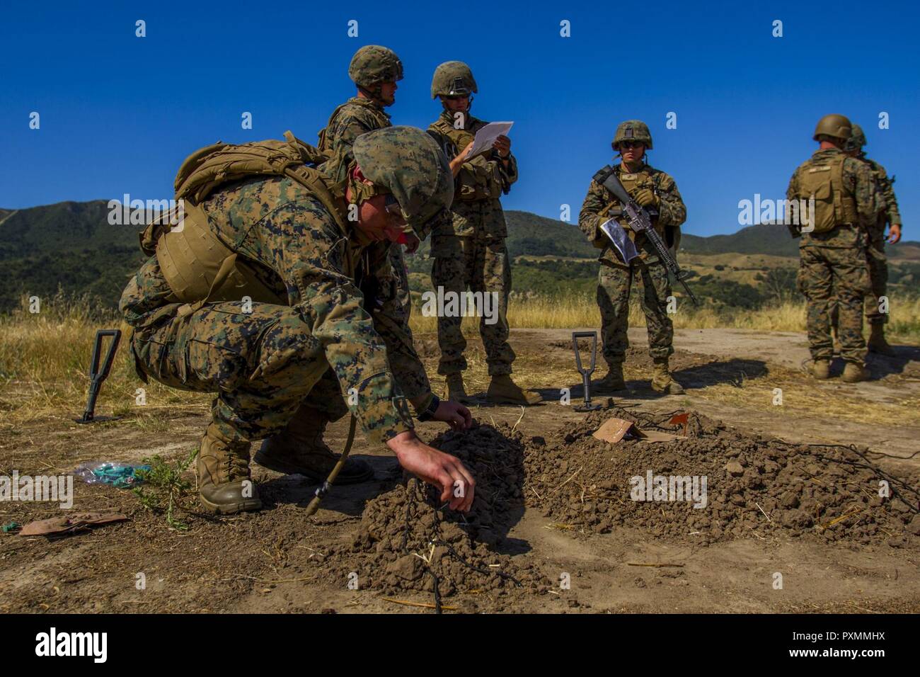 4th Combat Engineer Battalion High Resolution Stock Photography and ...