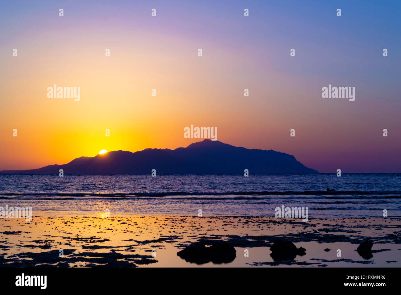 Beautiful colorful sunset over the Red sea. Egypt Stock Photo - Alamy