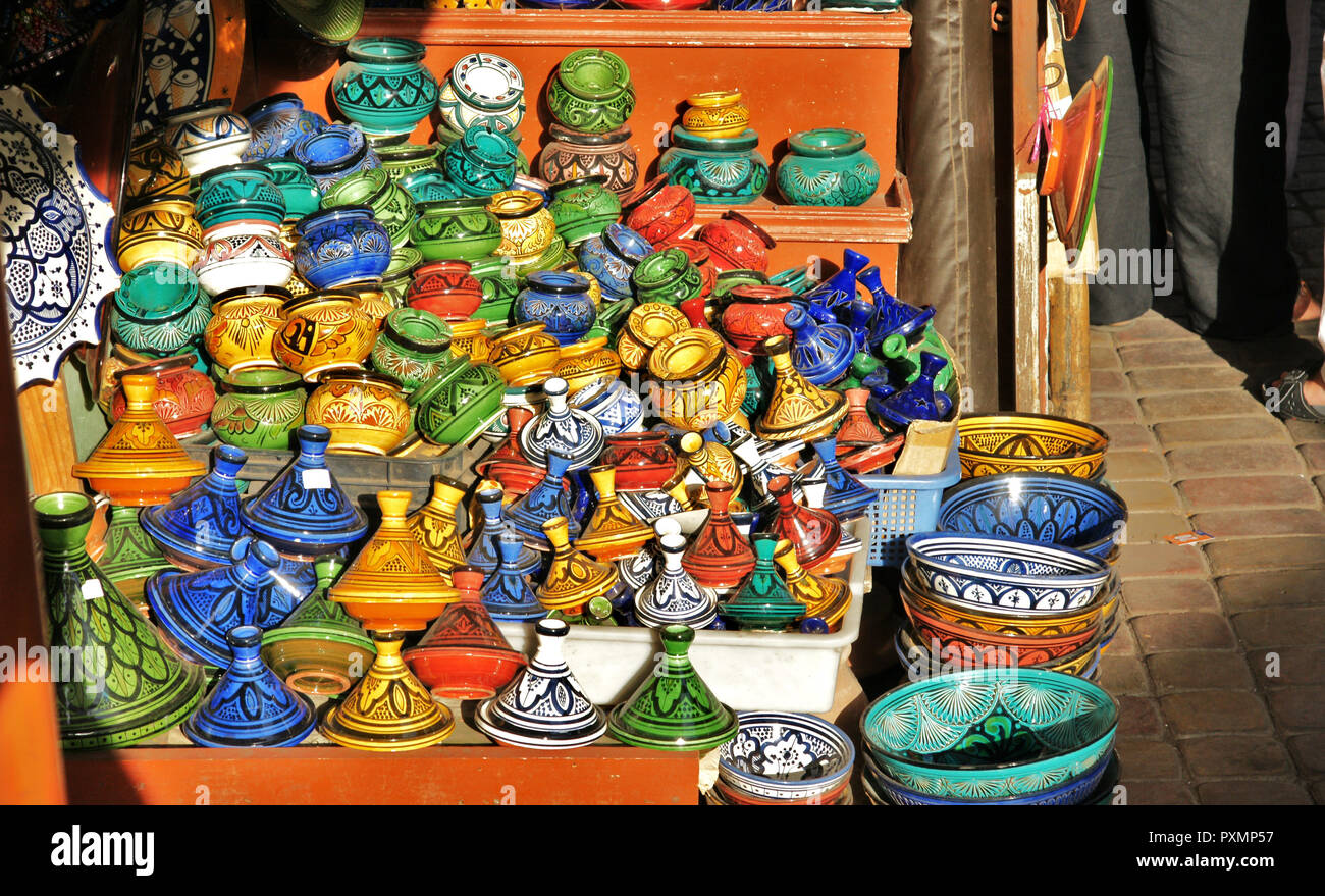 Traditional moroccan bowls hi-res stock photography and images - Alamy