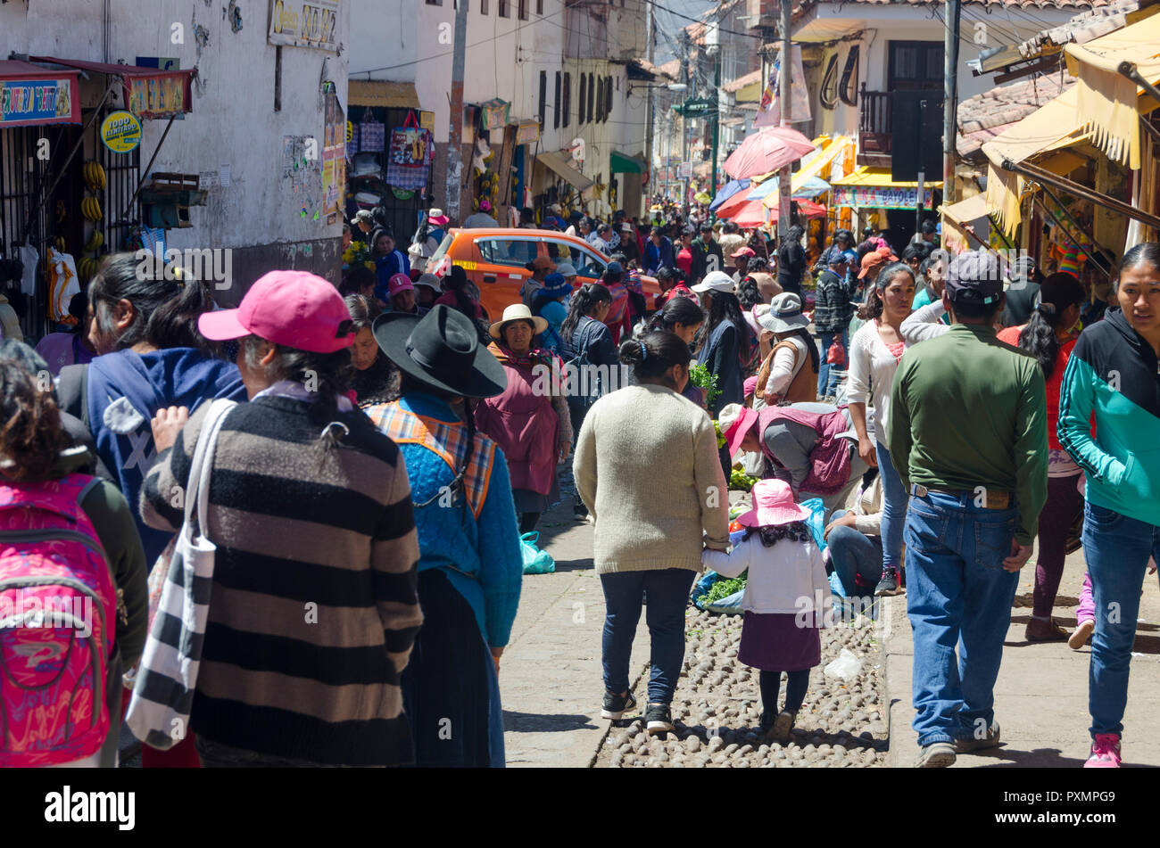 Street scene and market, Cuzco, Peru Stock Photo - Alamy