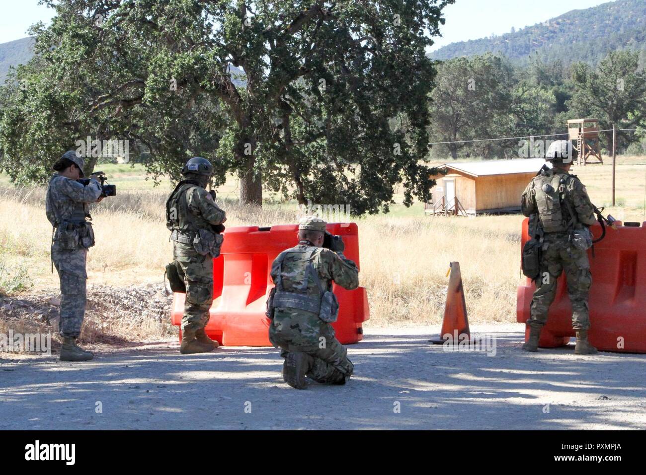 341st military police company hi-res stock photography and images - Alamy