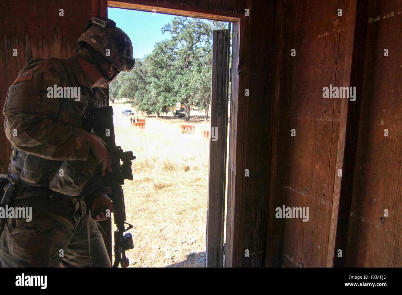 341st military police company hi-res stock photography and images - Alamy