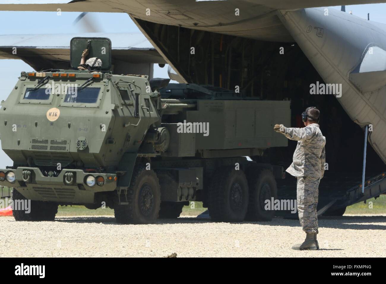 130th field artillery brigade hi-res stock photography and images - Alamy