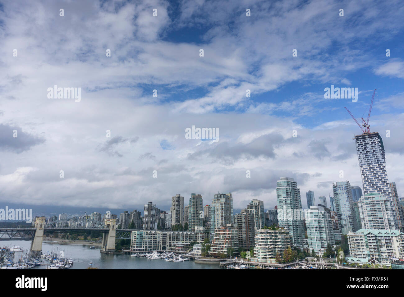 Burrard st bridge hi-res stock photography and images - Alamy