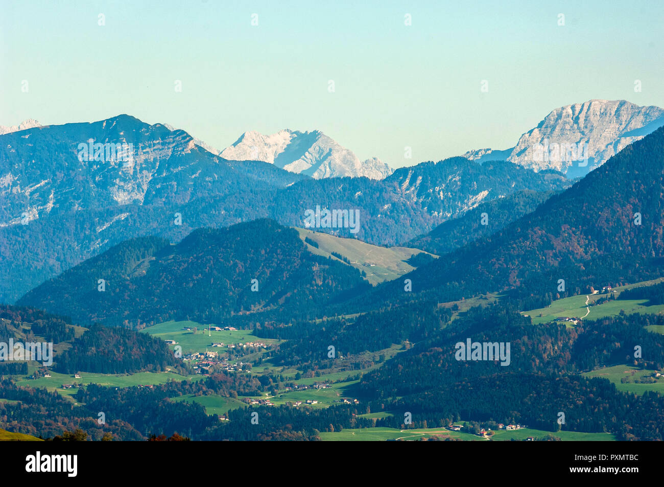 Mountains on german austrian border hi-res stock photography and images ...