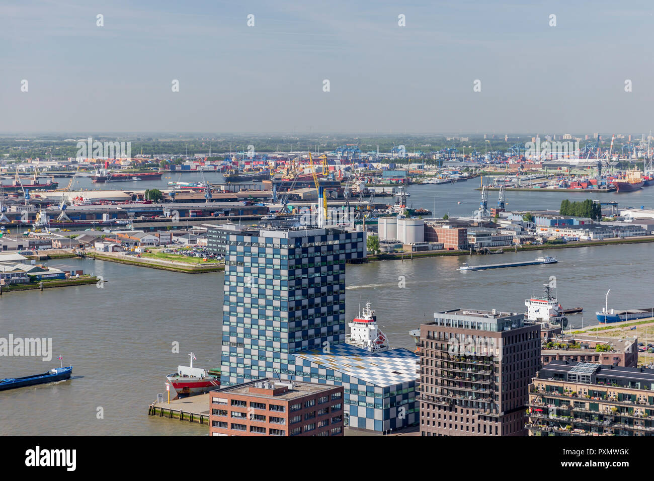Rotterdam green roof hi-res stock photography and images - Alamy