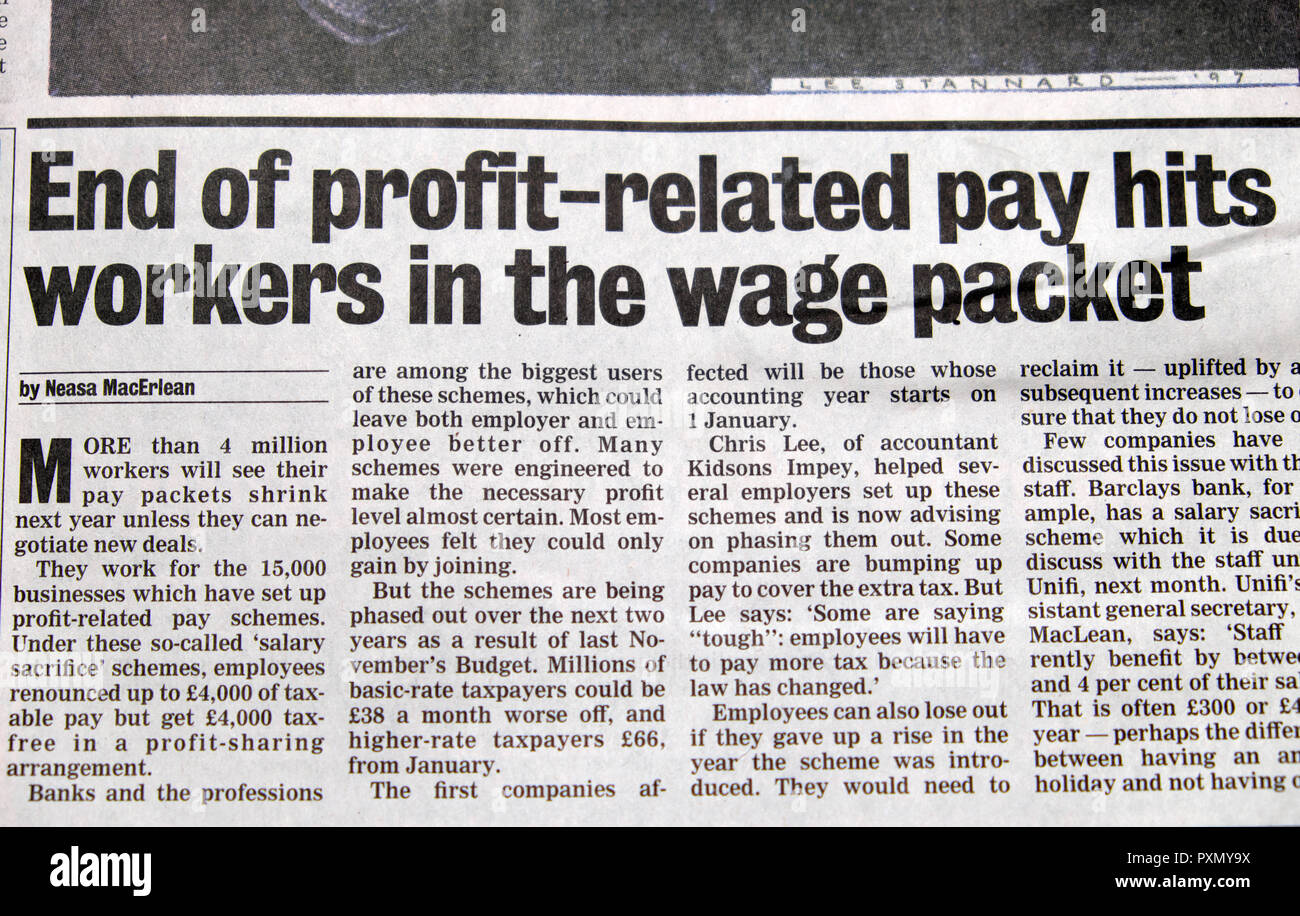 Wage packet hi-res stock photography and images - Alamy