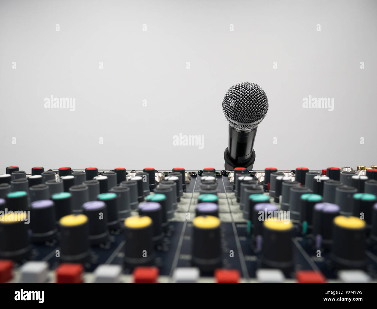 Audio mixer hi-res stock photography and images - Alamy