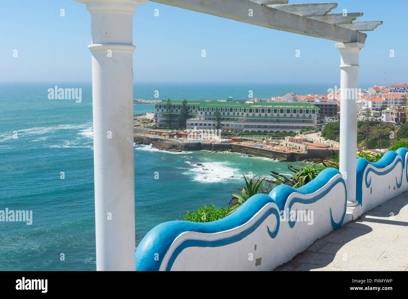 Lisbon beaches hi-res stock photography and images - Alamy