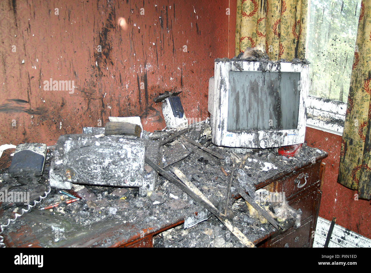 Fridge fire hi-res stock photography and images - Alamy