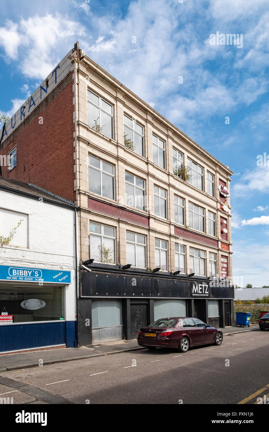 Night club exterior hi-res stock photography and images - Alamy