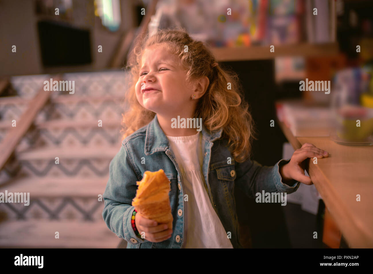 Facial expressions lips hi-res stock photography and images - Alamy