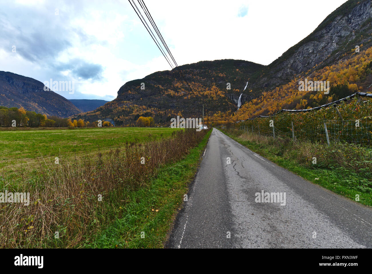 Country side norway village hi-res stock photography and images - Alamy