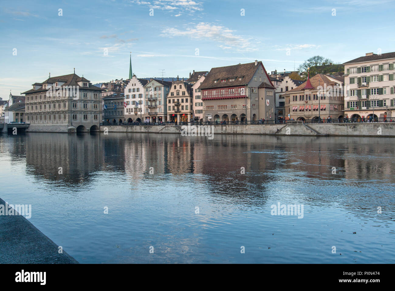 Zurich bridge swan hi-res stock photography and images - Alamy