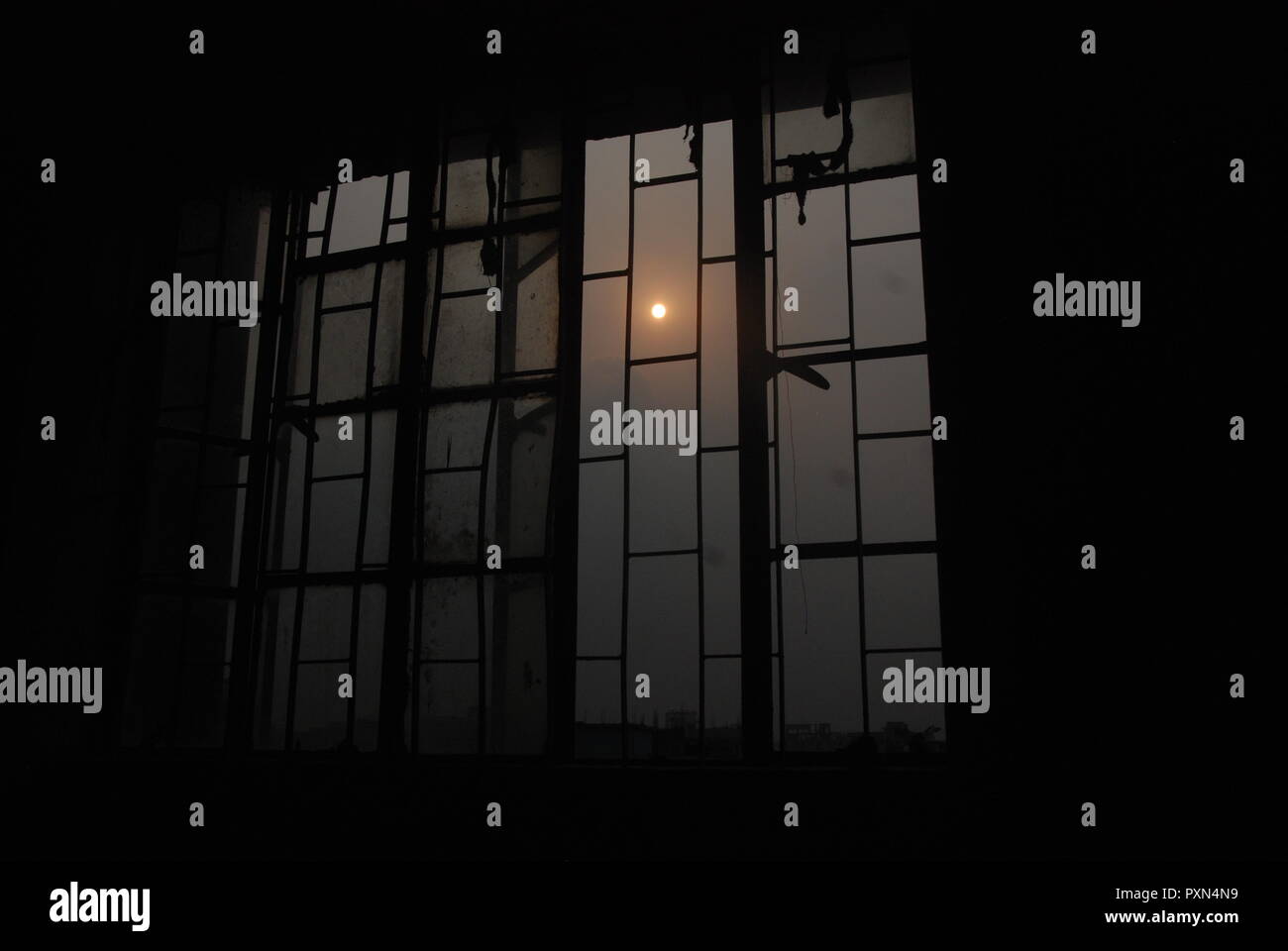 Dhakabangladesh shadows windows hi-res stock photography and images - Alamy