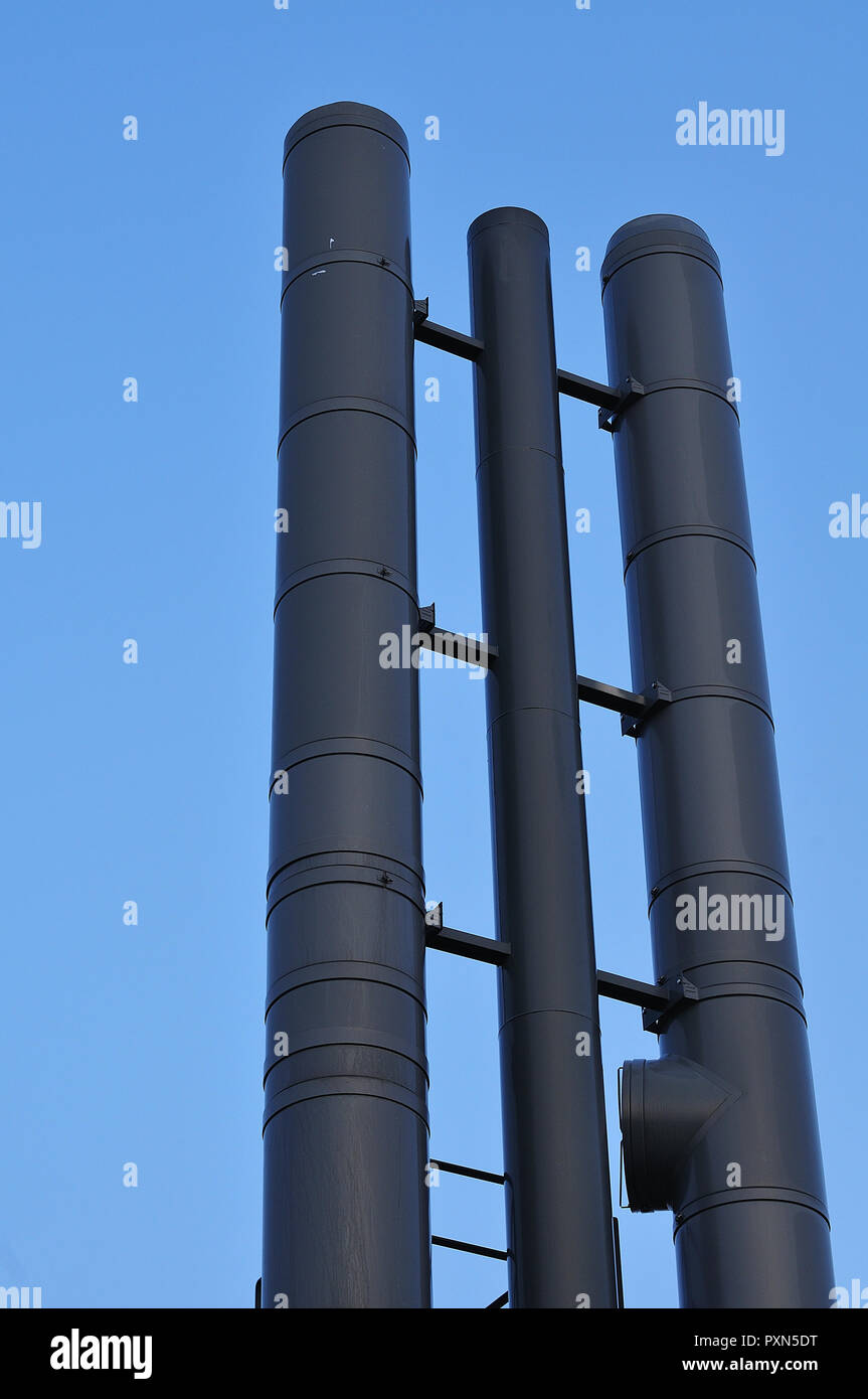 Metal chimney flue piping hi-res stock photography and images - Alamy
