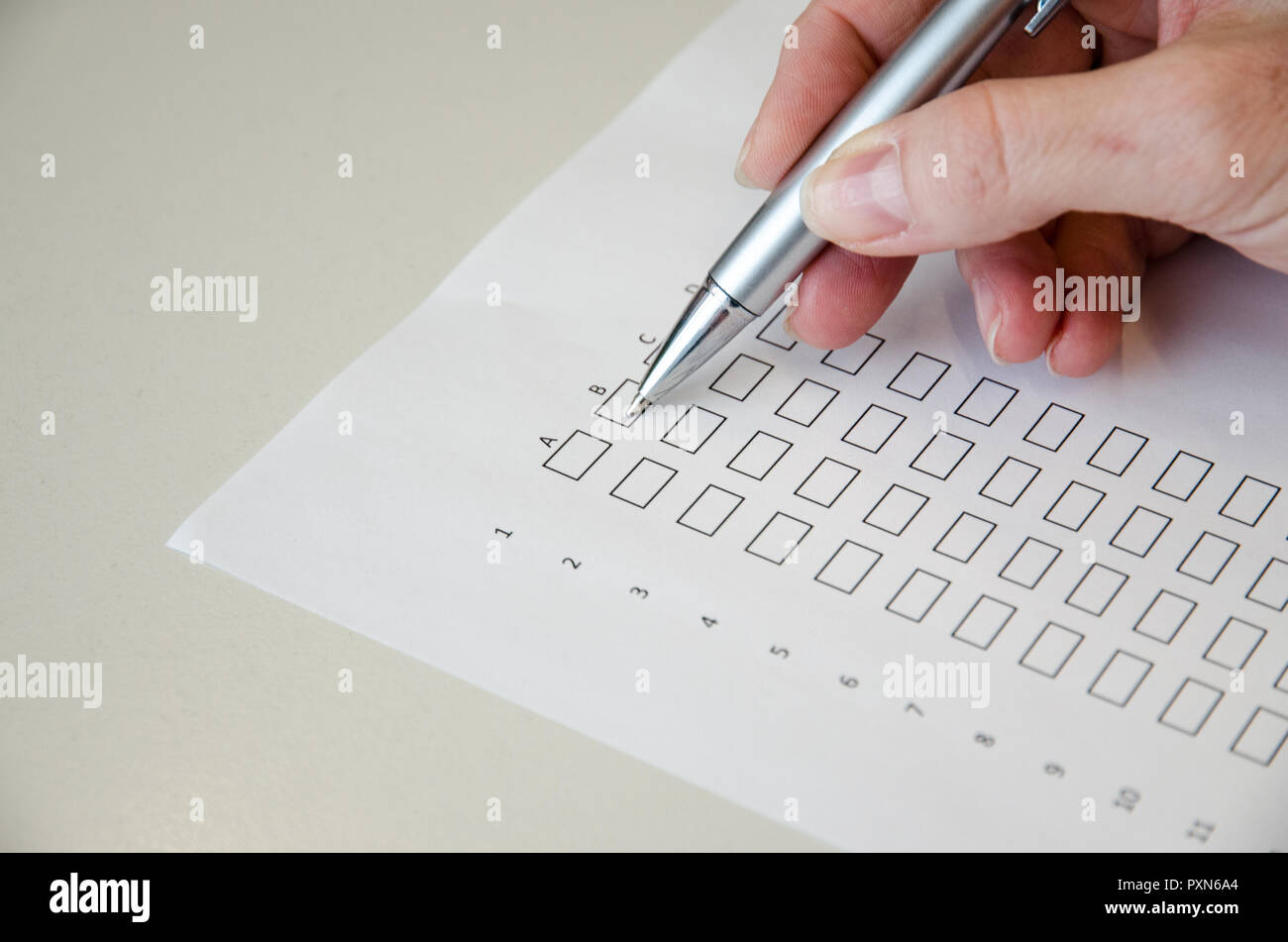 Examination mark and checklist hi-res stock photography and images - Alamy