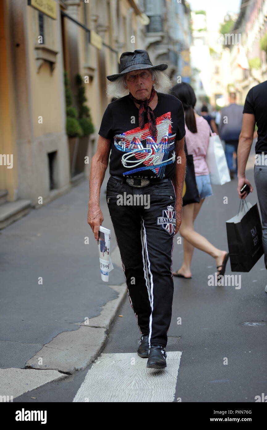 James Goldstein, known as the millionaire NBA superfan, departs from ...