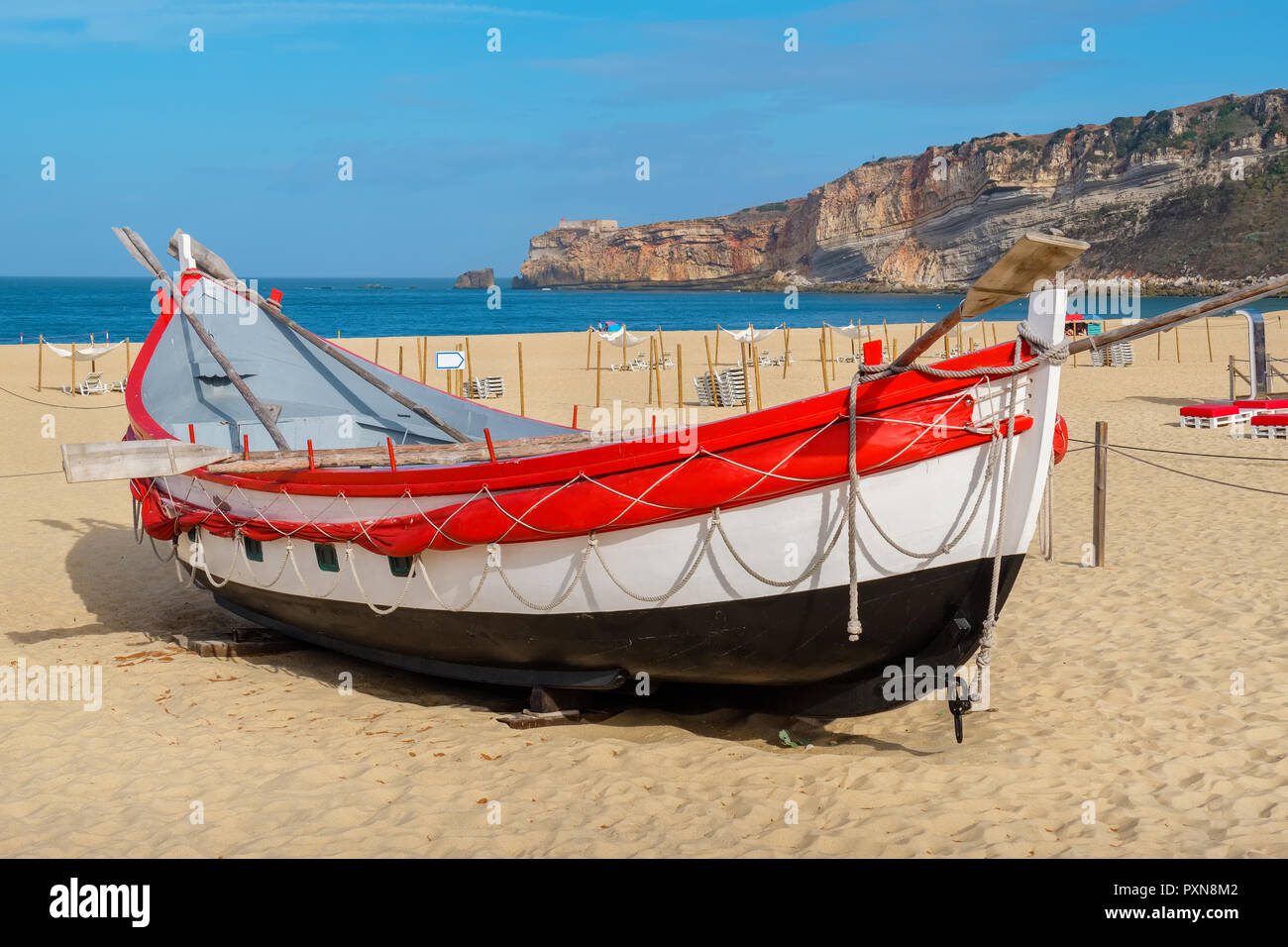 Portuguese fishing boat hi-res stock photography and images - Alamy