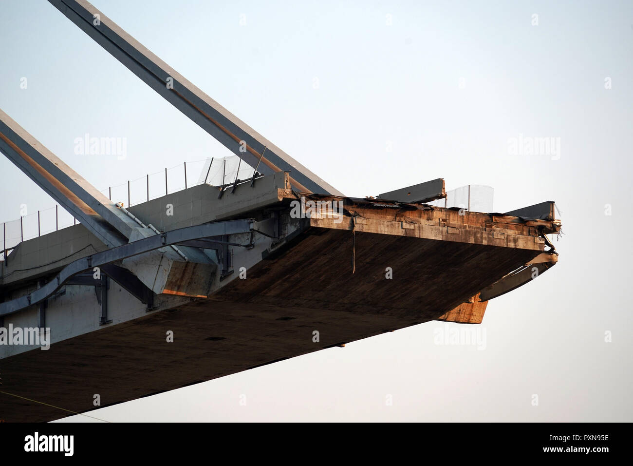 Ponte morandi bridge collapse hi-res stock photography and images - Alamy