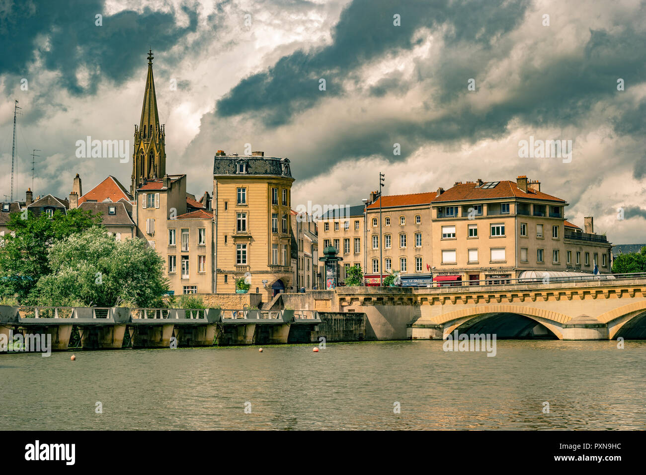 Serenem skyline hi-res stock photography and images - Alamy