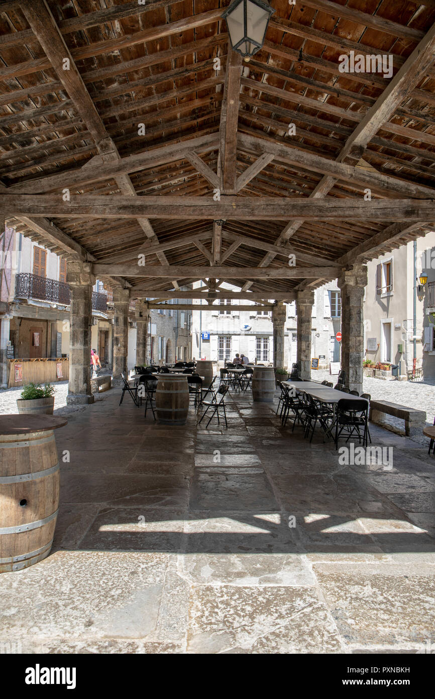 Medieval covered market hi-res stock photography and images - Alamy