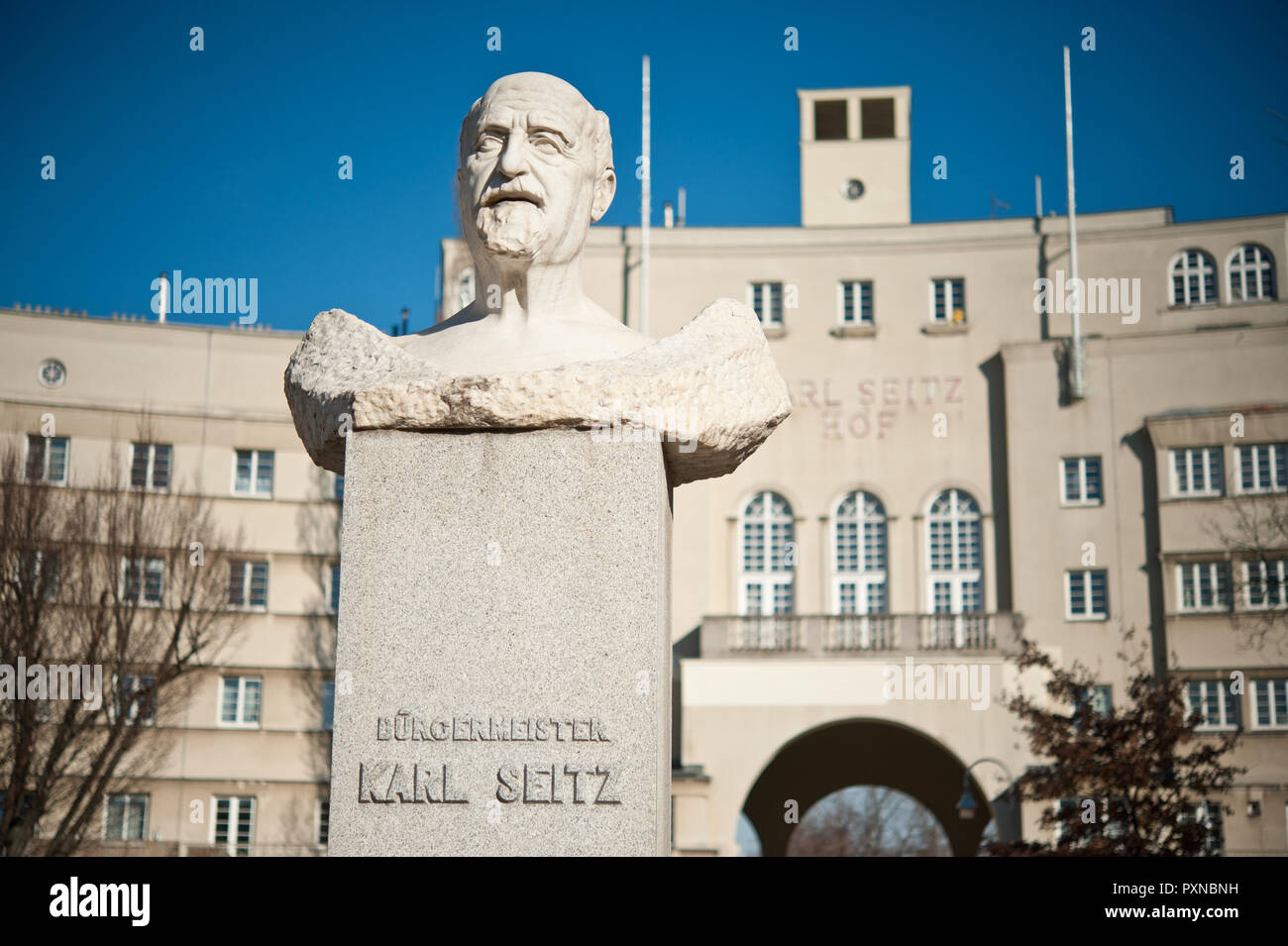 Wien, Gemeindebau des 'Roten Wien' - Vienna, Council Tenement Block ...