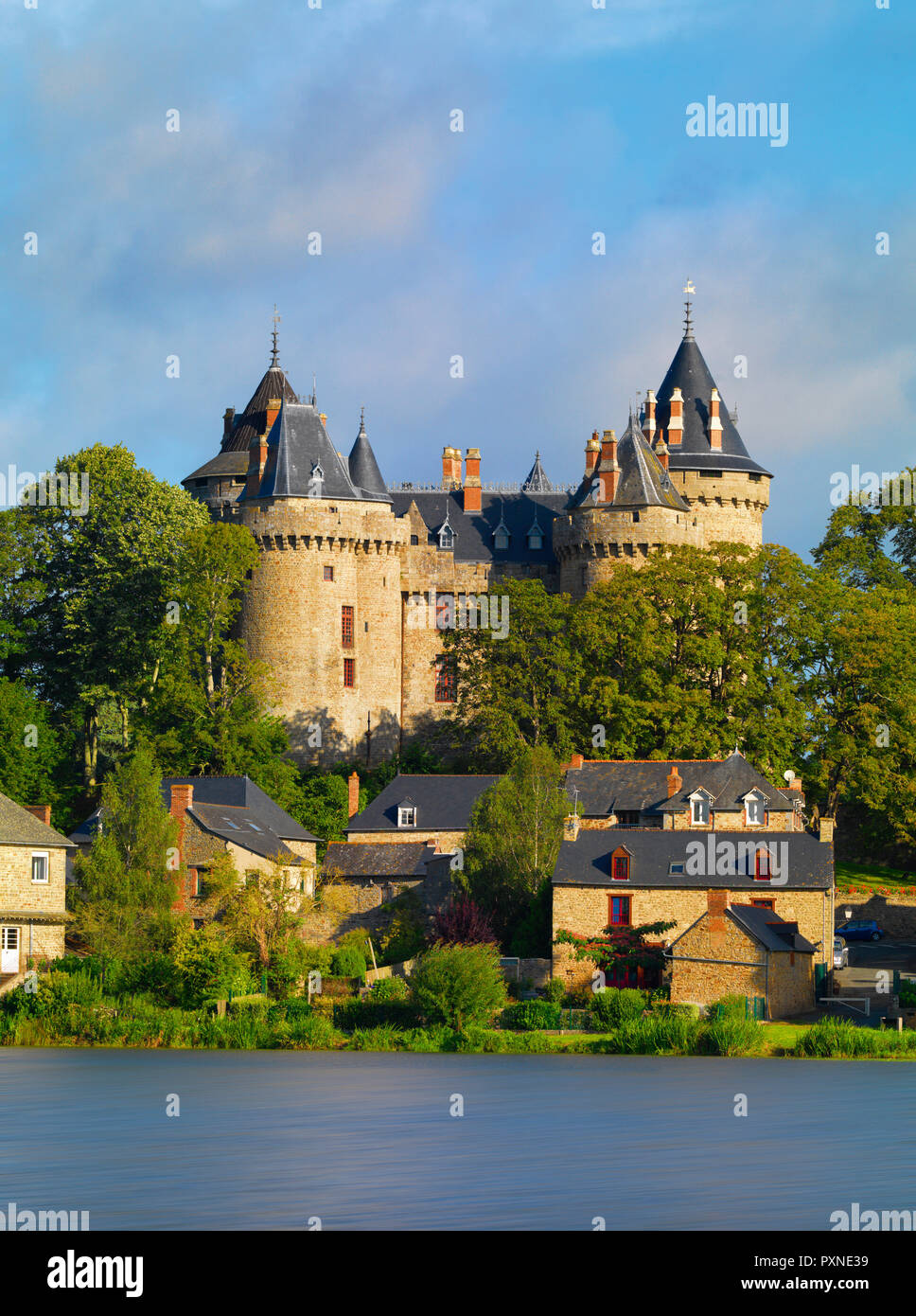 Chateau de cambourg hi-res stock photography and images - Alamy