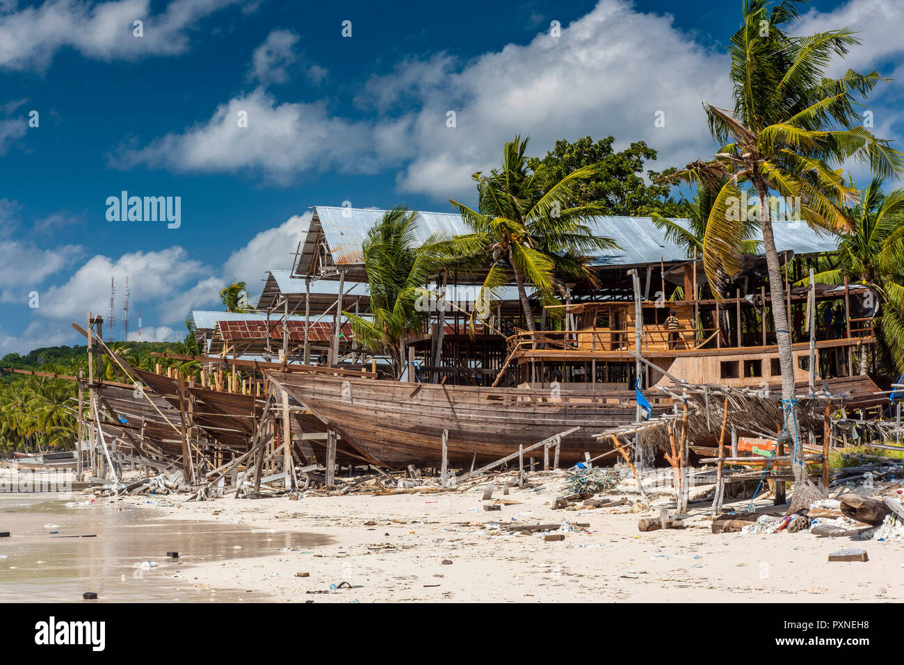 Schooner shipyard, Bira, Sulawesi, Indonesia Stock Photo - Alamy