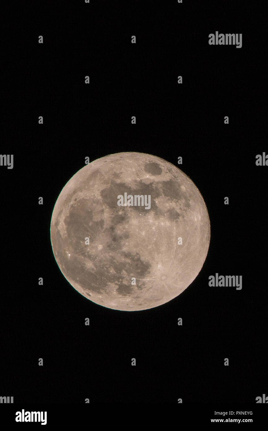 Moon earth vector hi-res stock photography and images - Alamy