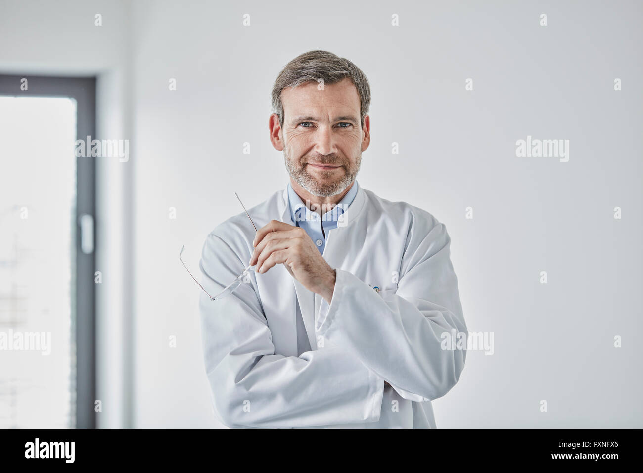 Internists hi-res stock photography and images - Alamy