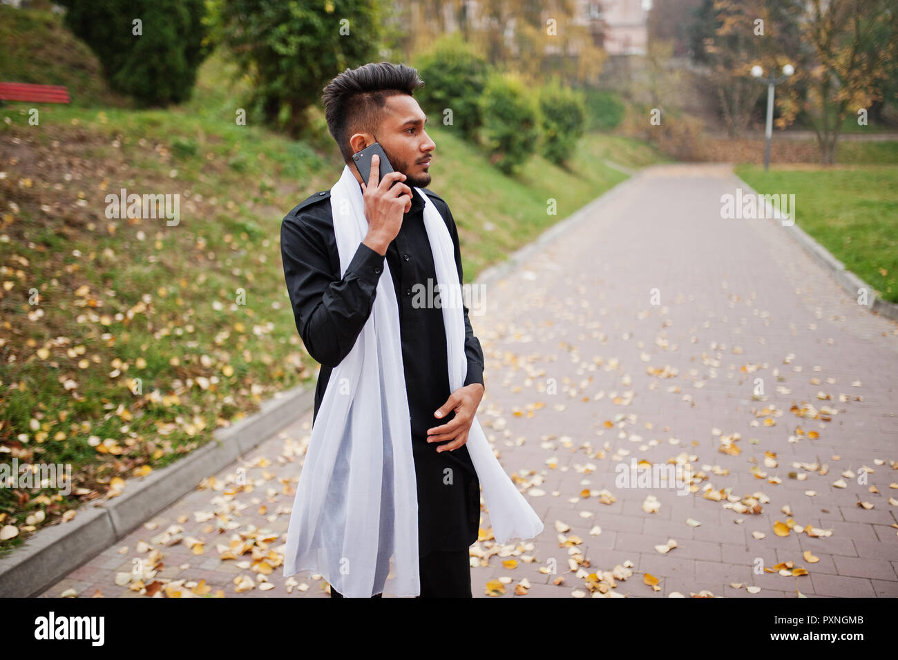 Man in suit standing speaking indian hi-res stock photography and ...