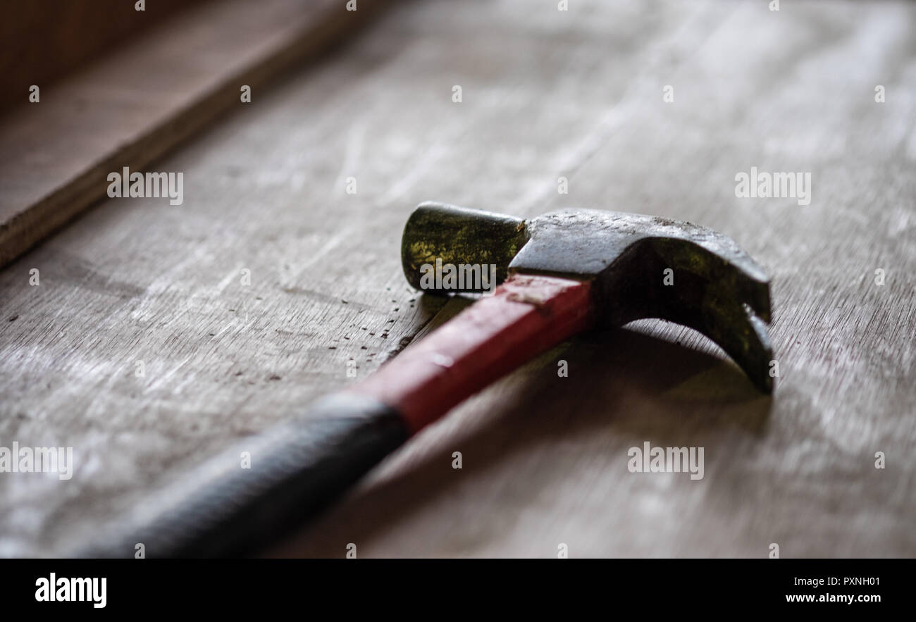 Hammer and wedge hi-res stock photography and images - Alamy