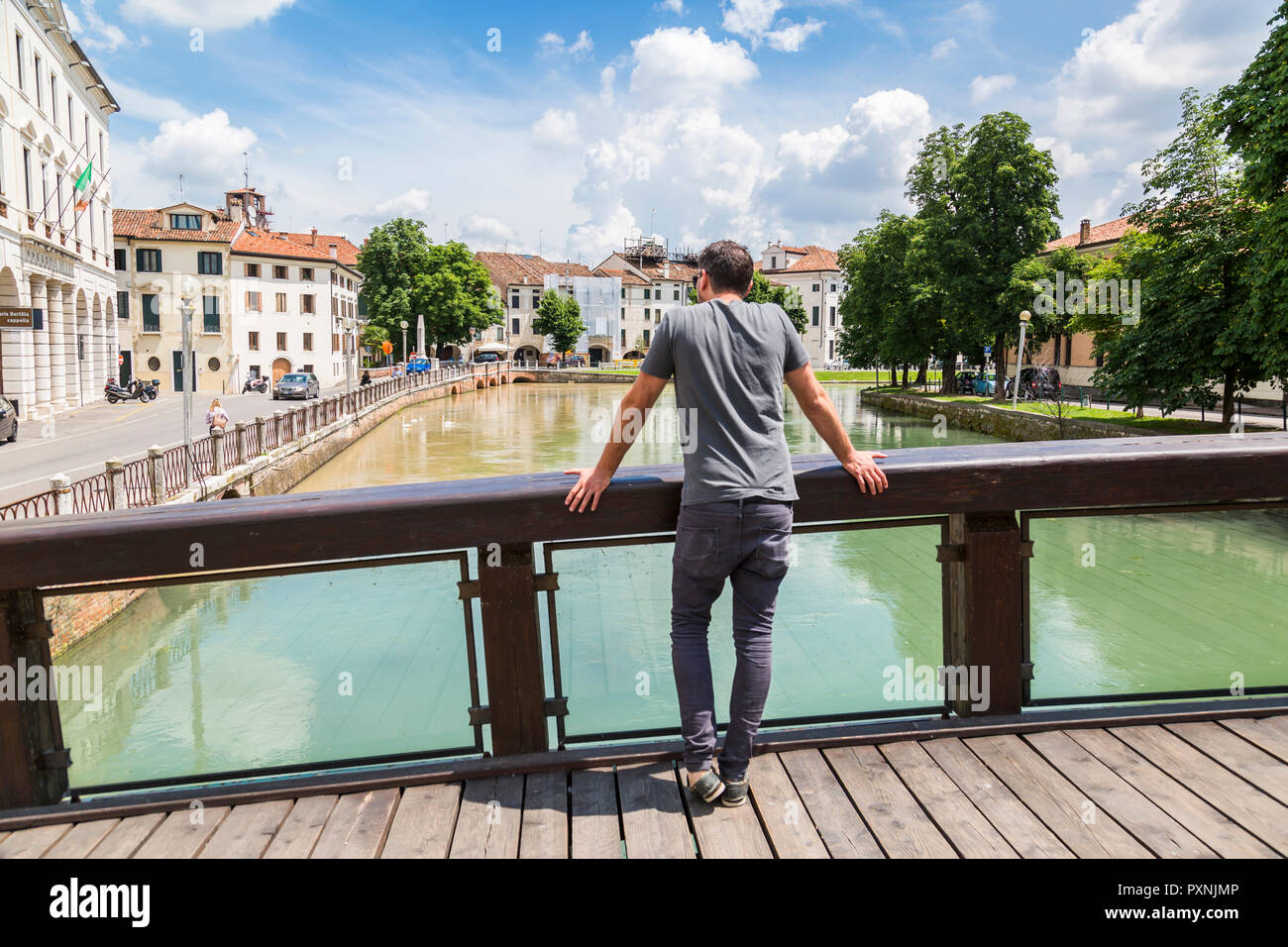 Person looking at river hi-res stock photography and images - Alamy