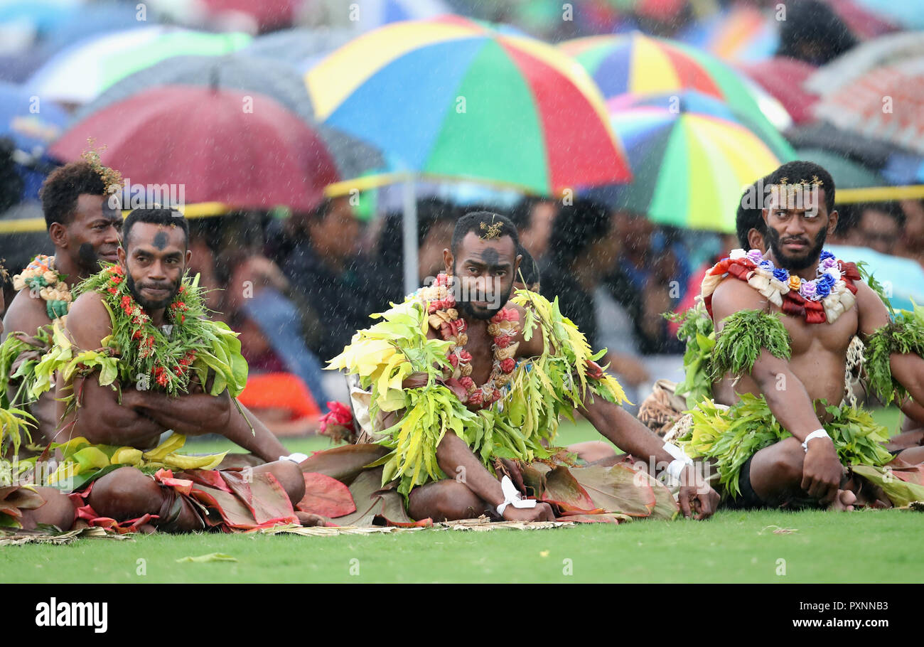 Fijian men in Alberts Park waiting the arrival of the Duke and Duchess ...