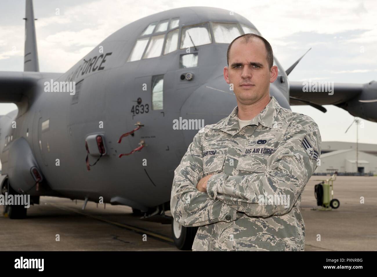 Combat airlifter of the week hi-res stock photography and images - Alamy