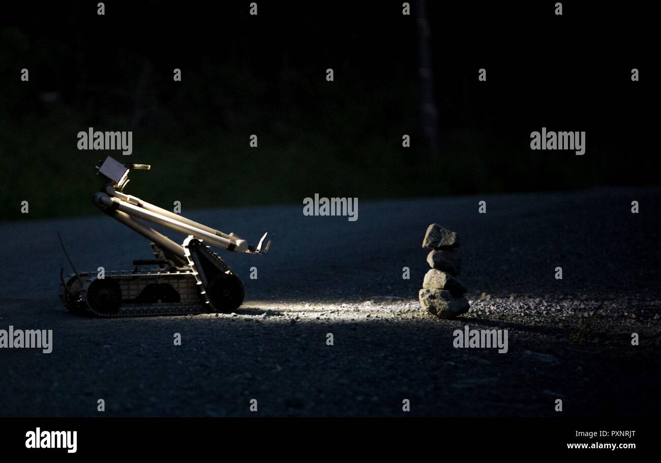 A PackBot, an unmanned explosive ordnance disposal robotic platform ...