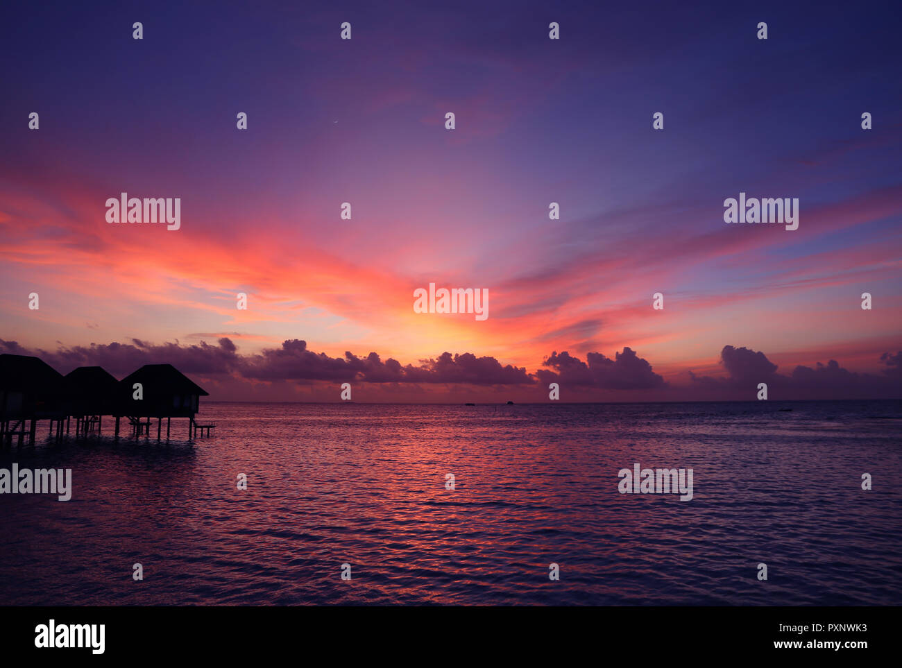 Beautiful peaceful paradise in maldives hi-res stock photography and ...