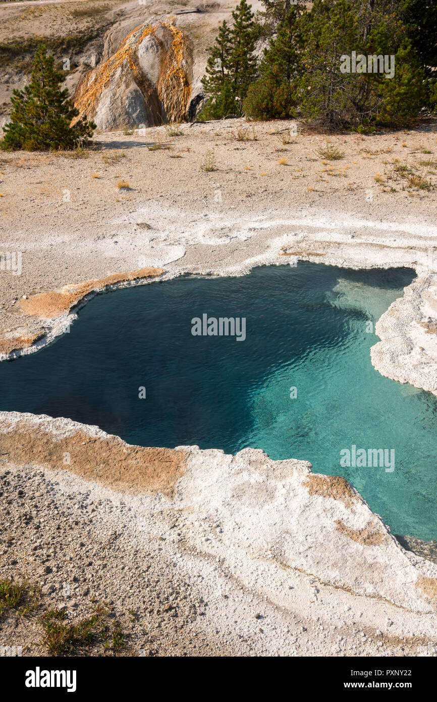 Acid pools yellowstone hi-res stock photography and images - Alamy