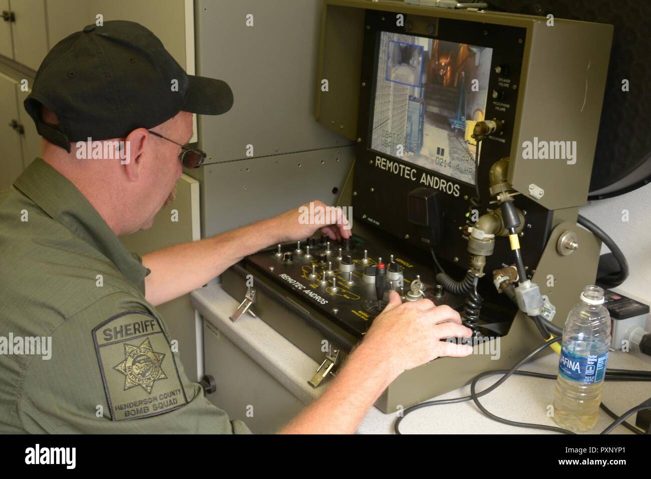 Deputy Chris Stepp of the Henderson County Sheriff's Department Bomb ...